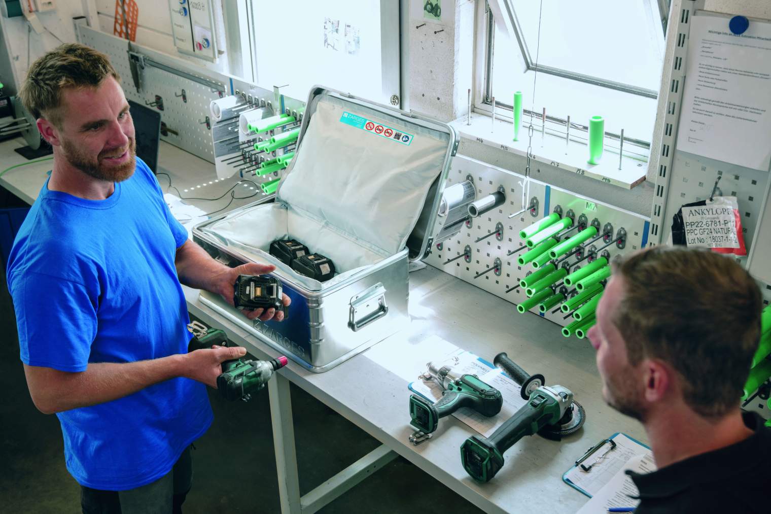 Dos and Don’ts bei der Akkulagerung • GIT-SICHERHEIT.de ist das ...